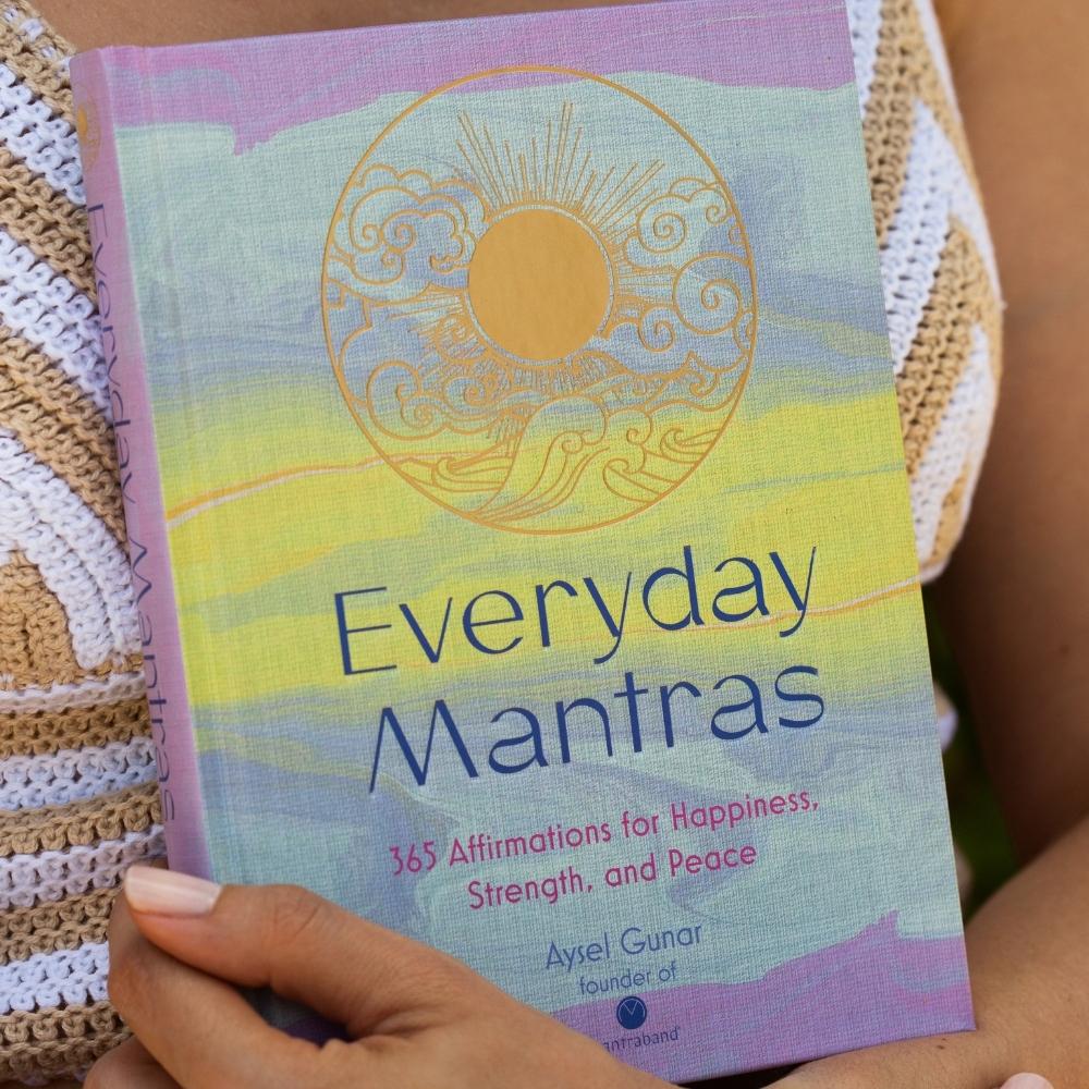 Books & more - Mantra® by MantraBand®